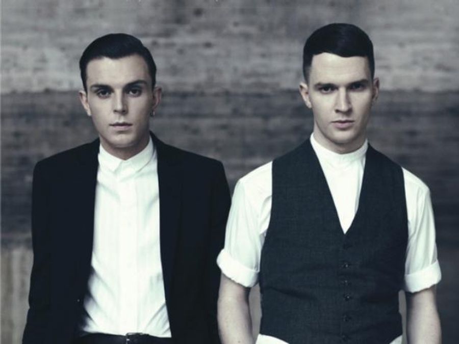 Hurts презентував нове відео на пісню "Miracle" (Відео)